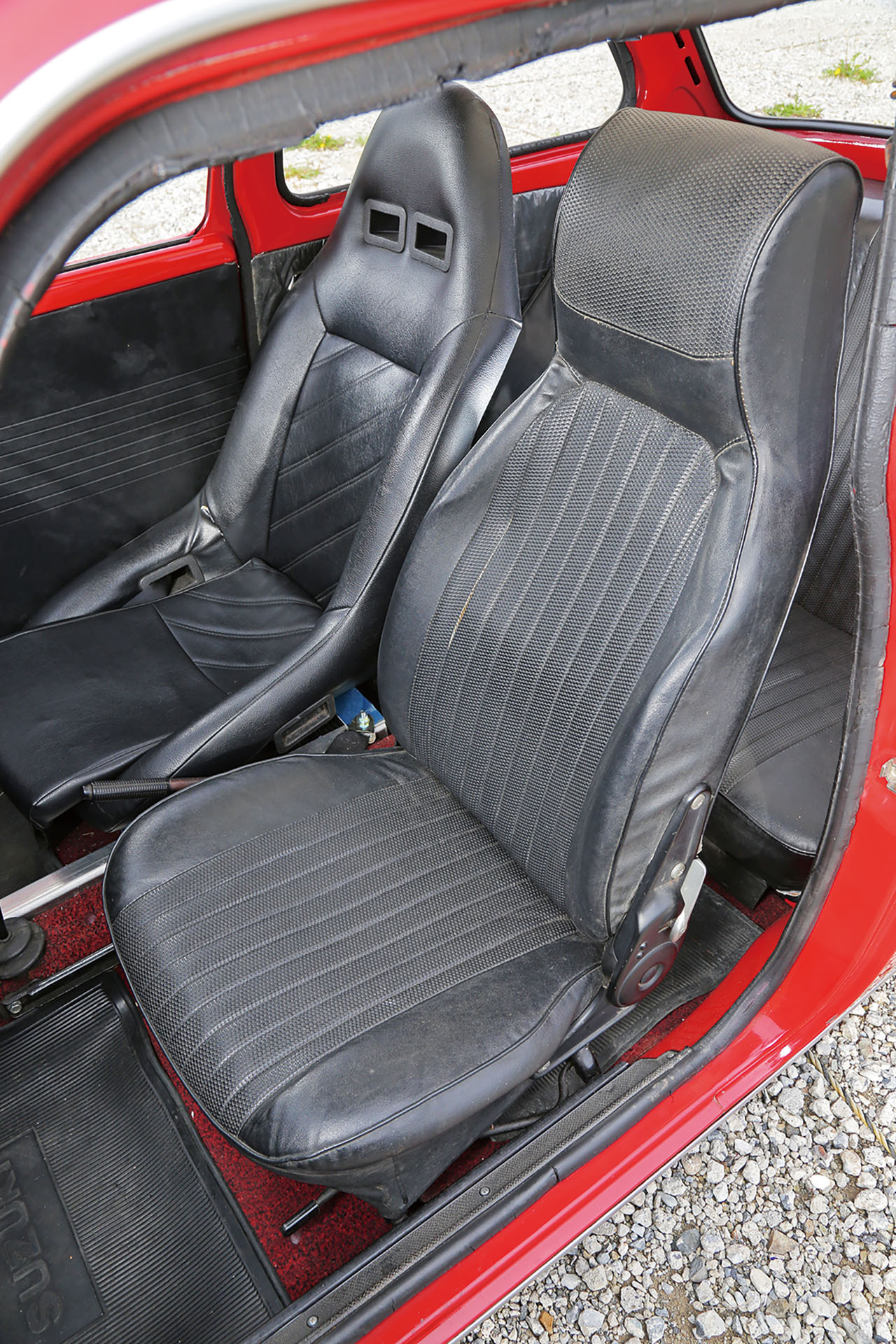 軽さは速さだ！ SUZUKI FRONTE SS(LC10) インテリア | 中古車なら【グーネット】