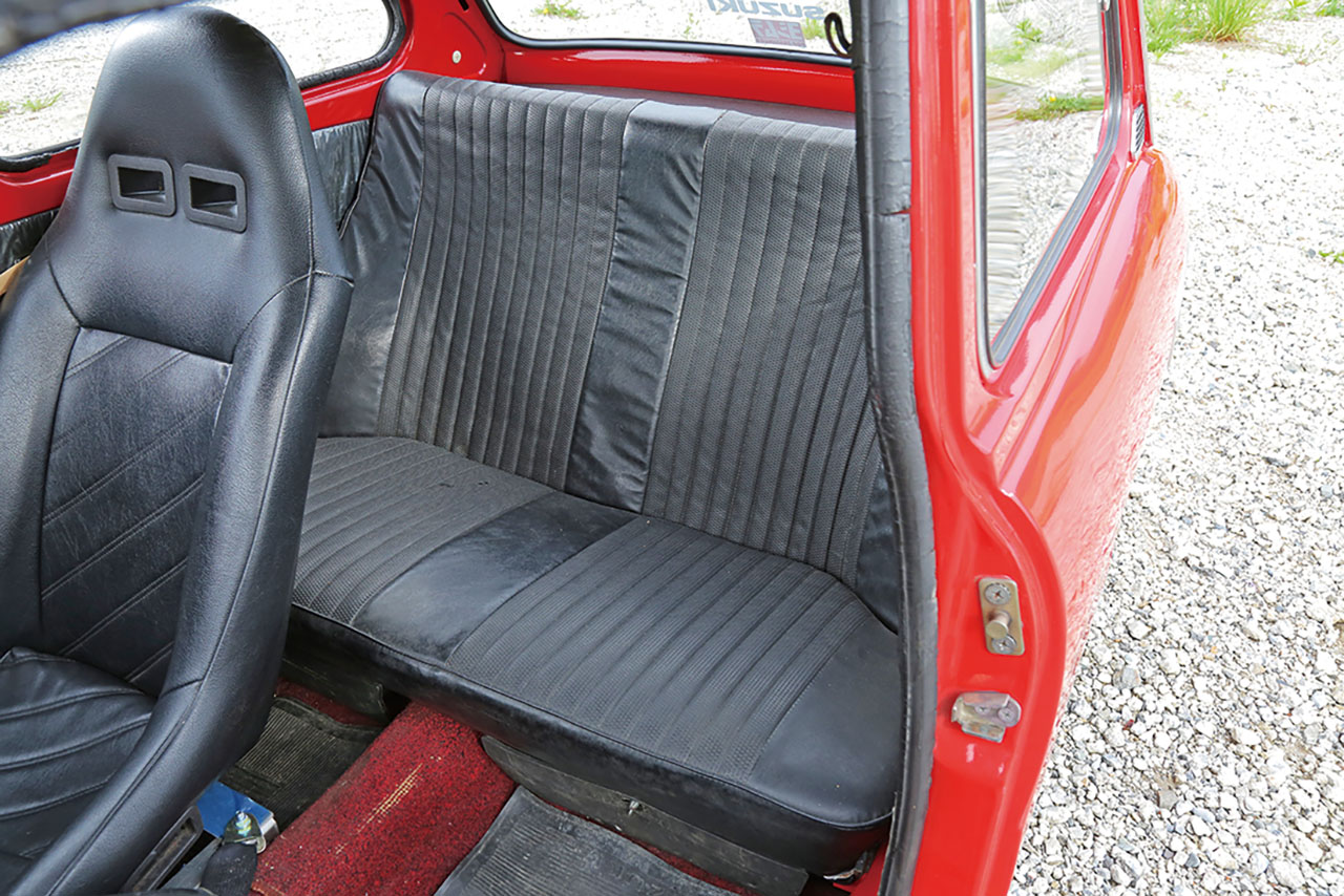 軽さは速さだ！ SUZUKI FRONTE SS(LC10) インテリア | 中古車なら【グーネット】