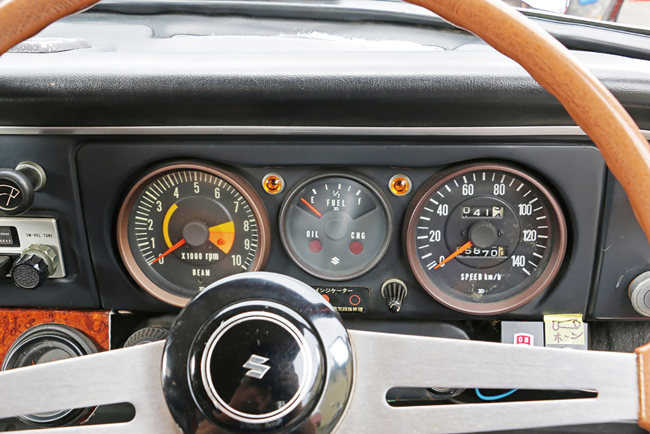 軽さは速さだ！ SUZUKI FRONTE SS(LC10) インテリア | 中古車なら【グーネット】