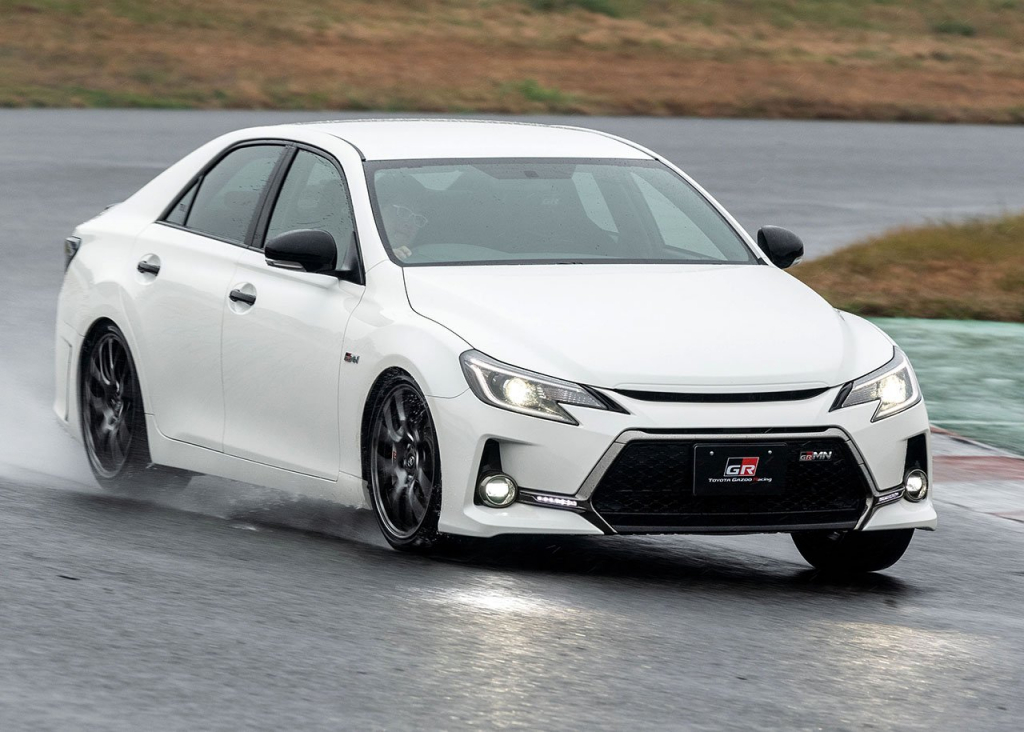 TOYOTA マークX GRMN【試乗インプレッション】 | 中古車なら【グーネット】