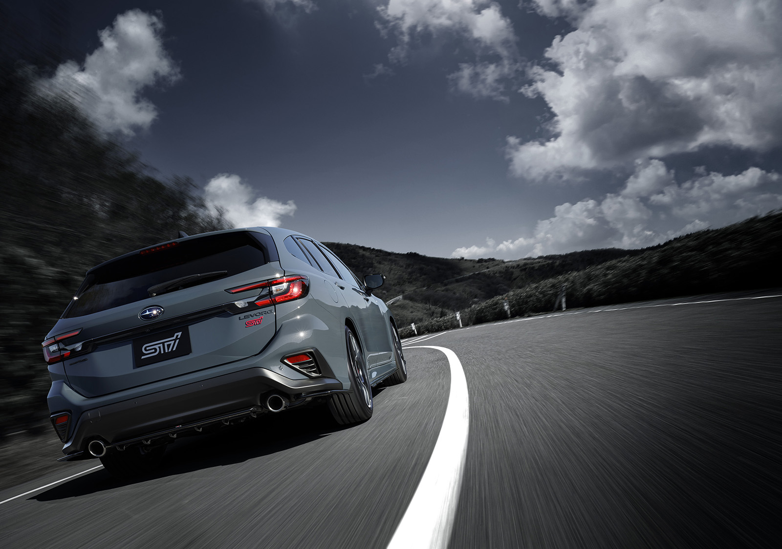 スバル「レヴォーグ」STIパーツ多数搭載の特別仕様車発表 | 中古車なら【グーネット】