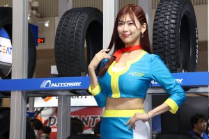会場を彩る美女たちをスナップ！【東京オートサロン2024 コンパニオン図鑑 #1】 | 中古車なら【グーネット】